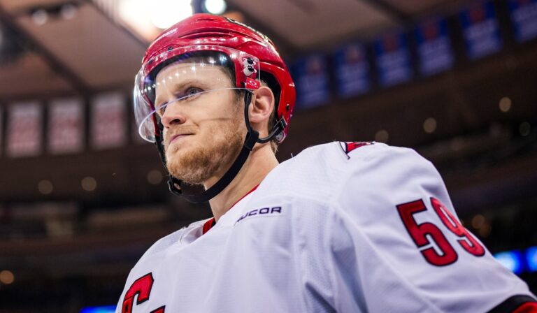 Re-Signing Guentzel is Crucial to the Hurricanes Off-Season